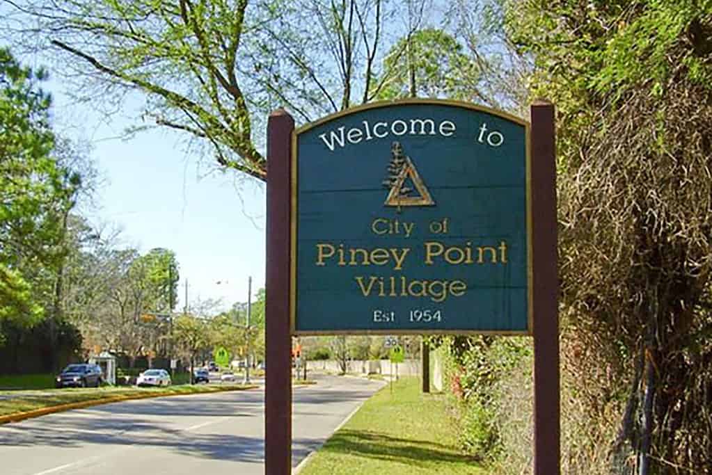 Custom Built Outdoor Kitchens | Downunda Pools - Houston, TX